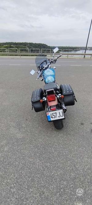 Red Suzuki Intruder 1995 in Kaunas, with an engine capacity of 0.81 L and mileage of 30 thousand km for 3250 €, photo 6 on AUTOMOTO.COM.LV