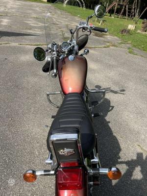 Red Suzuki Intruder 1996 in Pakruojis, with an engine capacity of 0.80 L and mileage of 19 thousand km for 3000 €, photo 7 on AUTOMOTO.COM.LV