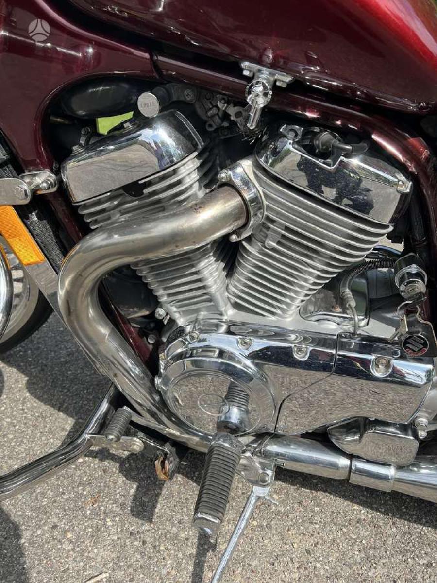 Red Suzuki Intruder 1996 in Pakruojis, with an engine capacity of 0.80 L and mileage of 19 thousand km for 3000 €, photo 15 on AUTOMOTO.COM.LV