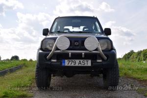 Melns Suzuki Jimny 2004 Tartu, ar dzinēja tilpumu 1.30 L un nobraukumu 196 tūkst. km par 4400 €, foto 5 vietnē AUTOMOTO.COM.LV
