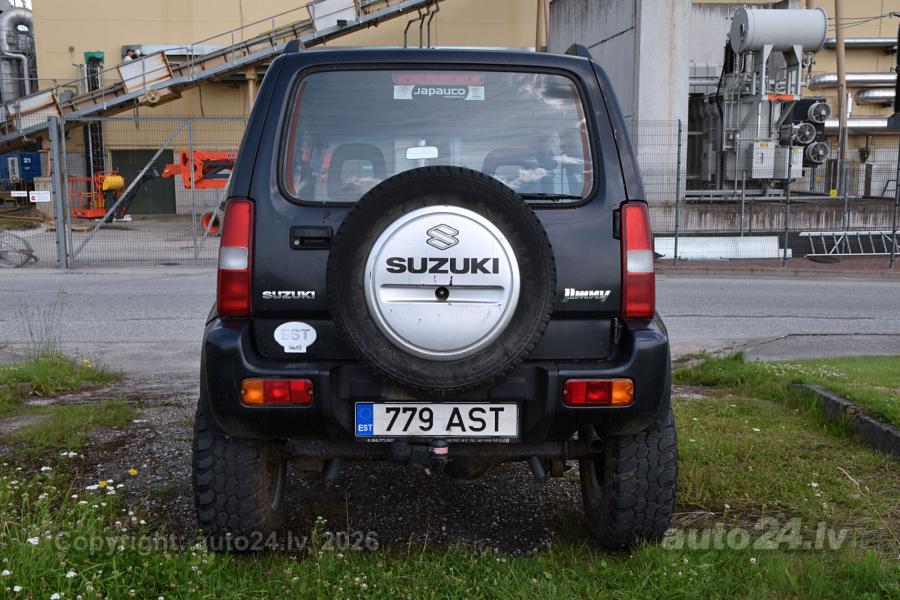 Melns Suzuki Jimny 2004 Tartu, ar dzinēja tilpumu 1.30 L un nobraukumu 196 tūkst. km par 4400 €, foto 11 vietnē AUTOMOTO.COM.LV