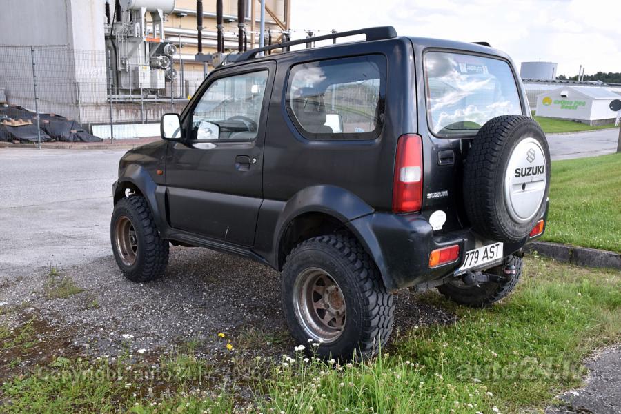Melns Suzuki Jimny 2004 Tartu, ar dzinēja tilpumu 1.30 L un nobraukumu 196 tūkst. km par 4400 €, foto 12 vietnē AUTOMOTO.COM.LV