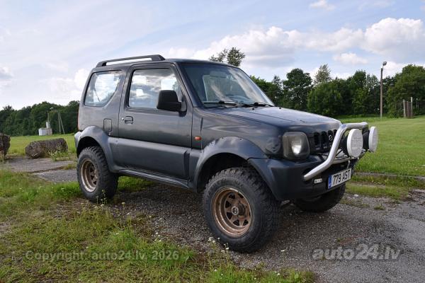 Сузуки Джимни 2004 в Тарту на AUTOMOTO.COM.LV Черный Сузуки Джимни 2004 в Тарту, объемом двигателя 1.30 л и пробегом 196 тыс. км за 4400 €, фото 8 на AUTOMOTO.COM.LV