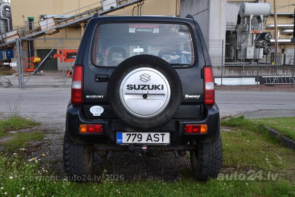 Сузуки Джимни 2004 в Тарту на AUTOMOTO.COM.LV Черный Сузуки Джимни 2004 в Тарту, объемом двигателя 1.30 л и пробегом 196 тыс. км за 4400 €, фото 11 на AUTOMOTO.COM.LV