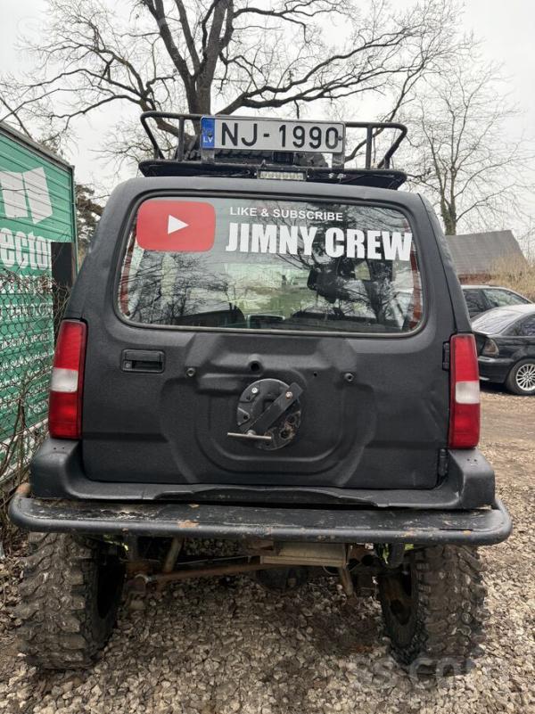 Melns Suzuki Jimny 2006 Rīga, ar dzinēja tilpumu 1.60 L un nobraukumu 160 tūkst. km par 6900 €, foto 3 vietnē AUTOMOTO.COM.LV