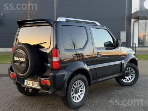 Melns Suzuki Jimny 2009 Rīga, ar dzinēja tilpumu 1.30 L un nobraukumu 148 tūkst. km par 9900 €, foto 5 vietnē AUTOMOTO.COM.LV