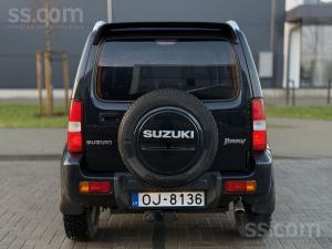 Black Suzuki Jimny 2009 in Riga, with an engine capacity of 1.30 L and mileage of 148 thousand km for 8750 €, photo 5 on AUTOMOTO.COM.LV