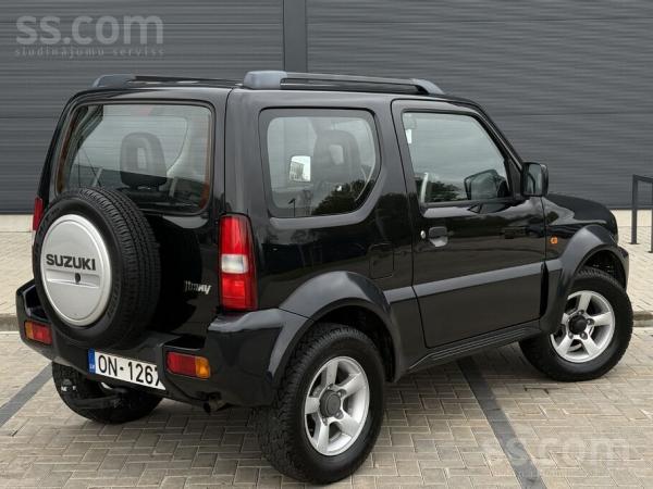 Black Suzuki Jimny 2010 in Riga, with an engine capacity of 1.30 L and mileage of 225 thousand km for 9900 €, photo 6 on AUTOMOTO.COM.LV