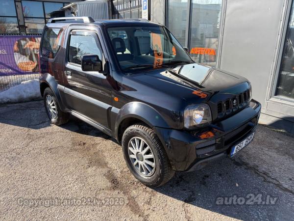 Black Suzuki Jimny 2012 in Tallinn, with an engine capacity of 1.30 L and mileage of 166 thousand km for 6990 €, photo 3 on AUTOMOTO.COM.LV