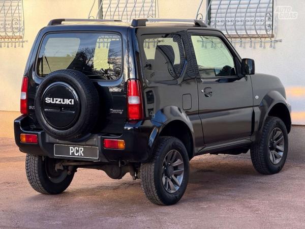 Black Suzuki Jimny 2017 in Kaunas, with an engine capacity of 1.30 L and mileage of 70 thousand km for 21884 €, photo 6 on AUTOMOTO.COM.LV