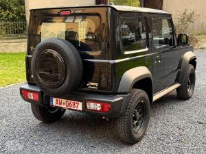 Black Suzuki Jimny 2023 in Kaunas, with an engine capacity of 1.50 L and mileage of 50 thousand km for 32134 €, photo 6 on AUTOMOTO.COM.LV