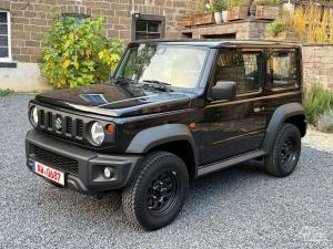 Black Suzuki Jimny 2023 in Kaunas, with an engine capacity of 1.50 L and mileage of 50 thousand km for 32134 €, photo 7 on AUTOMOTO.COM.LV