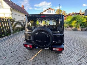 Melns Suzuki Jimny 2024 Rīga, ar dzinēja tilpumu 1.50 L un nobraukumu 9 tūkst. km par 23500 €, foto 8 vietnē AUTOMOTO.COM.LV