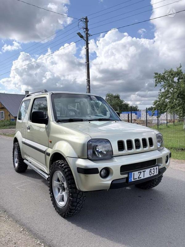 Brown Suzuki Jimny 2002 in Vilnius, with an engine capacity of 1.33 L and mileage of 134 thousand km for 4400 €, photo 1 on AUTOMOTO.COM.LV