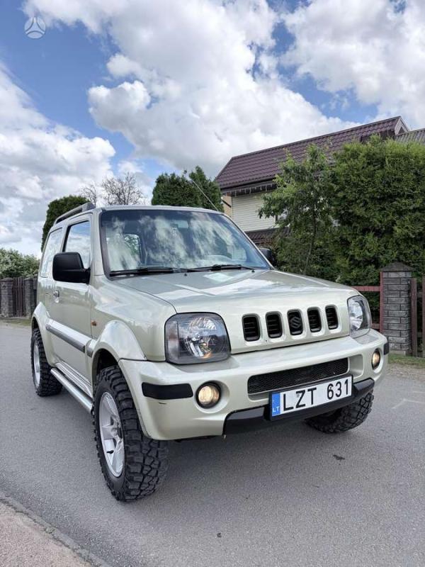 Brown Suzuki Jimny 2002 in Vilnius, with an engine capacity of 1.33 L and mileage of 134 thousand km for 4400 €, photo 5 on AUTOMOTO.COM.LV