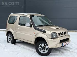 Brown Suzuki Jimny 2007 in Riga, with an engine capacity of 1.50 L and mileage of 156 thousand km for 3999 €, photo 7 on AUTOMOTO.COM.LV