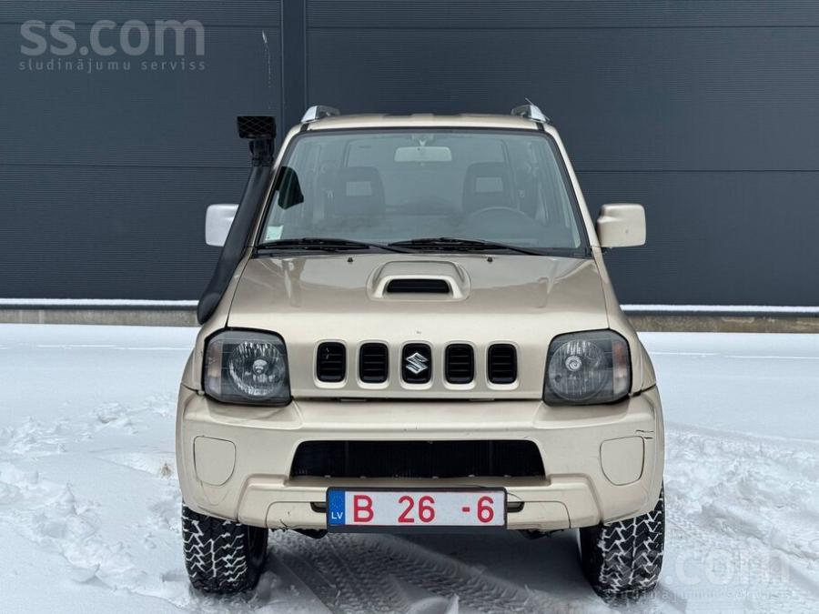Brown Suzuki Jimny 2007 in Riga, with an engine capacity of 1.50 L and mileage of 156 thousand km for 3999 €, photo 8 on AUTOMOTO.COM.LV