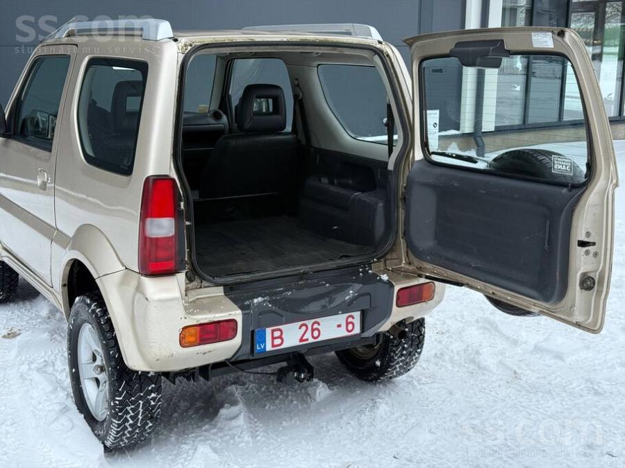 Brown Suzuki Jimny 2007 in Riga, with an engine capacity of 1.50 L and mileage of 156 thousand km for 3999 €, photo 16 on AUTOMOTO.COM.LV