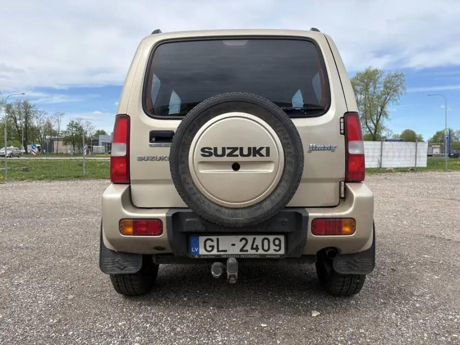 Brown Suzuki Jimny 2007 in Daugavpils, with an engine capacity of 1.30 L and mileage of 170 thousand km for 4850 €, photo 6 on AUTOMOTO.COM.LV