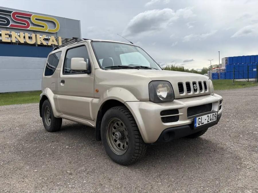 Brown Suzuki Jimny 2007 in Daugavpils, with an engine capacity of 1.30 L and mileage of 170 thousand km for 4850 €, photo 8 on AUTOMOTO.COM.LV