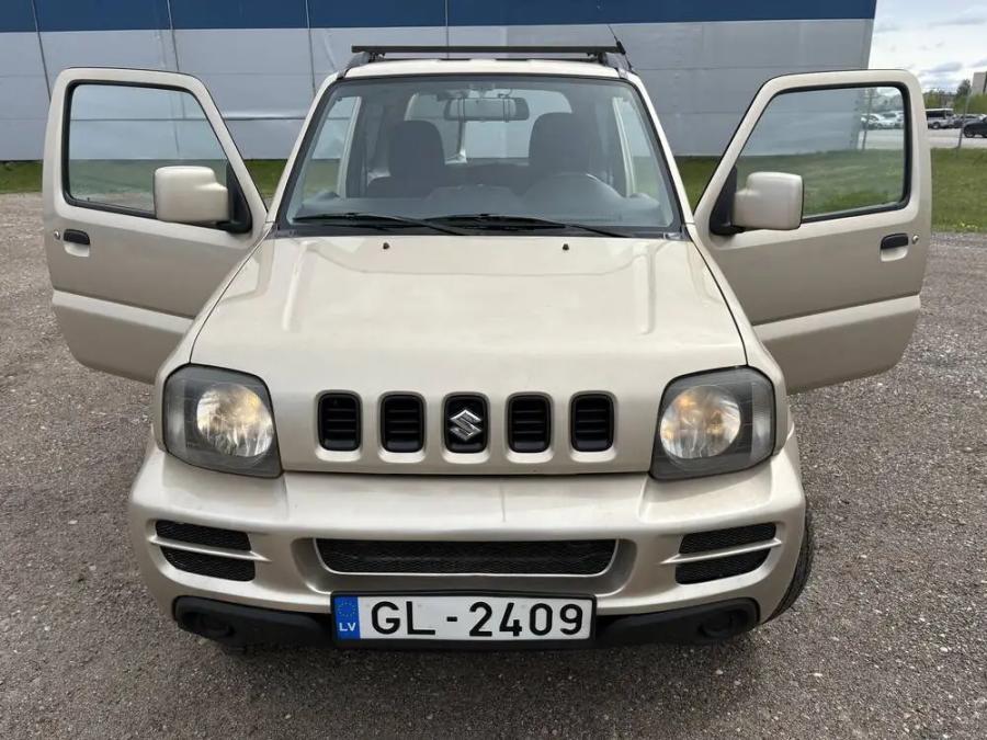 Brown Suzuki Jimny 2007 in Daugavpils, with an engine capacity of 1.30 L and mileage of 170 thousand km for 4850 €, photo 34 on AUTOMOTO.COM.LV