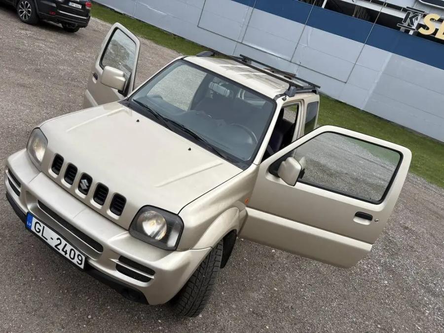 Brown Suzuki Jimny 2007 in Daugavpils, with an engine capacity of 1.30 L and mileage of 170 thousand km for 4850 €, photo 35 on AUTOMOTO.COM.LV