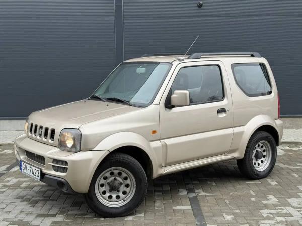 Brūns Suzuki Jimny 2007 Rīga, ar dzinēja tilpumu 1.30 L un nobraukumu 80 tūkst. km par 5999 €, foto 1 vietnē AUTOMOTO.COM.LV