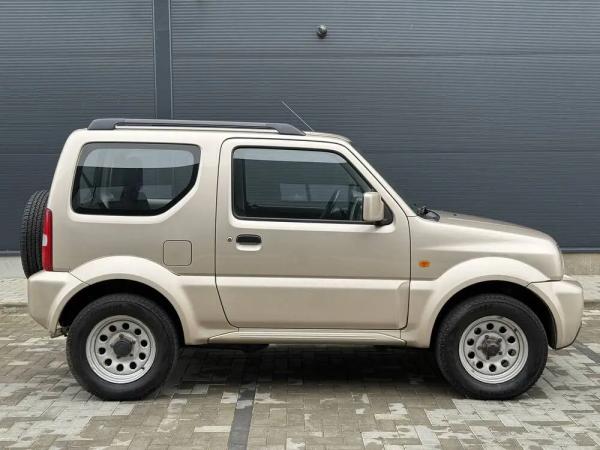 Brūns Suzuki Jimny 2007 Rīga, ar dzinēja tilpumu 1.30 L un nobraukumu 80 tūkst. km par 5999 €, foto 6 vietnē AUTOMOTO.COM.LV