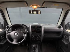Brown Suzuki Jimny 2007 in Riga, with an engine capacity of 1.30 L and mileage of 80 thousand km for 5999 €, photo 10 on AUTOMOTO.COM.LV