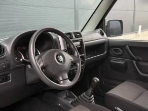 Brown Suzuki Jimny 2007 in Riga, with an engine capacity of 1.30 L and mileage of 80 thousand km for 5999 €, photo 11 on AUTOMOTO.COM.LV