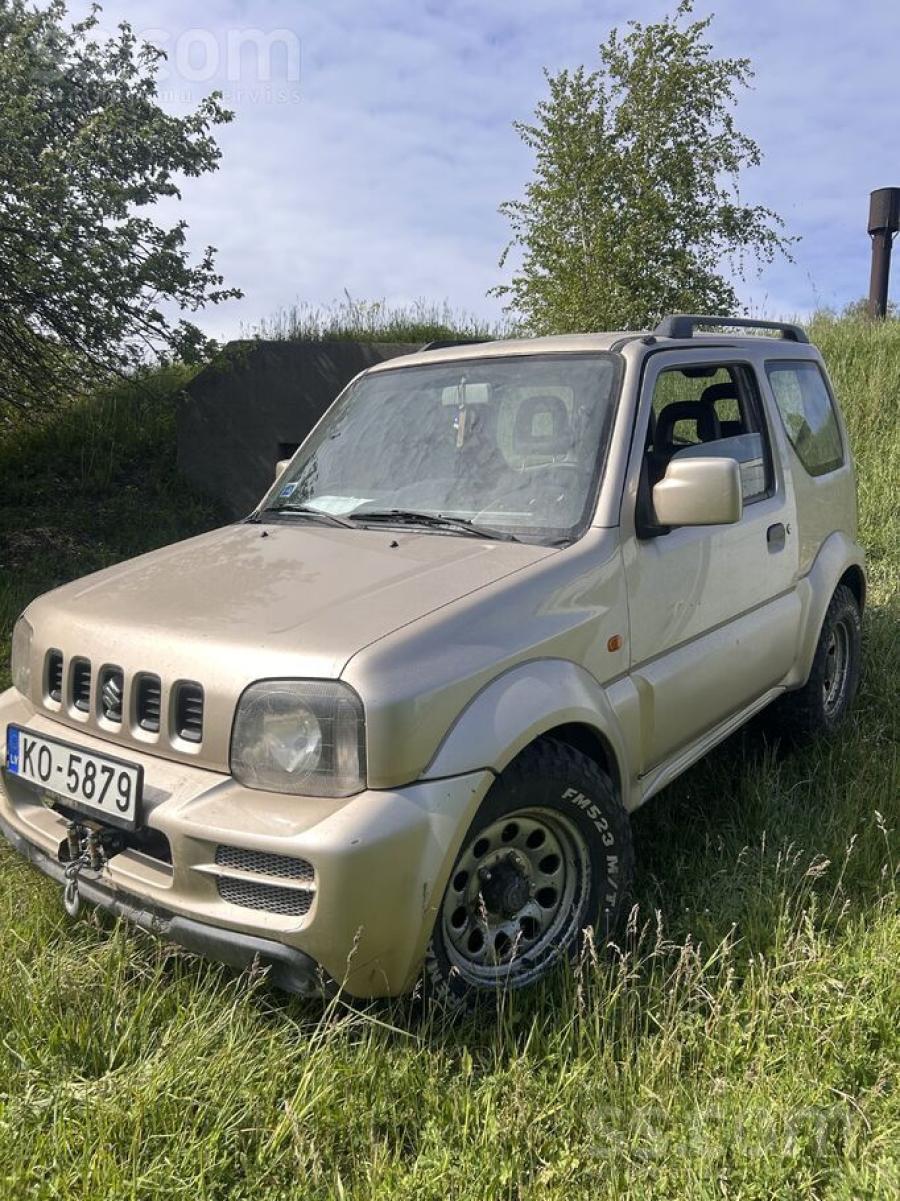 Brūns Suzuki Jimny 2008 Liepāja, ar dzinēja tilpumu 1.30 L un nobraukumu 198 tūkst. km par 2990 €, foto 2 vietnē AUTOMOTO.COM.LV