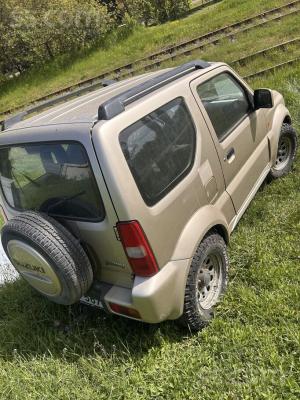 Brūns Suzuki Jimny 2008 Liepāja, ar dzinēja tilpumu 1.30 L un nobraukumu 198 tūkst. km par 2990 €, foto 5 vietnē AUTOMOTO.COM.LV