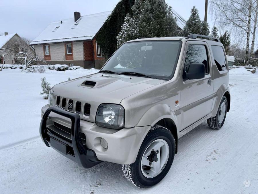 Suzuki Jimny 2004 Pasvalys, ar dzinēja tilpumu 1.46 L un nobraukumu 260 tūkst. km par 5600 €, foto 1 vietnē AUTOMOTO.COM.LV
