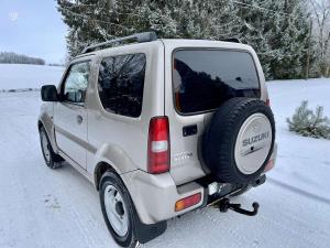 Suzuki Jimny 2004 Pasvalys, ar dzinēja tilpumu 1.46 L un nobraukumu 260 tūkst. km par 5600 €, foto 3 vietnē AUTOMOTO.COM.LV