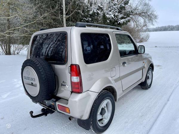 Suzuki Jimny 2004 in Pasvalys, with an engine capacity of 1.46 L and mileage of 260 thousand km for 5600 €, photo 6 on AUTOMOTO.COM.LV