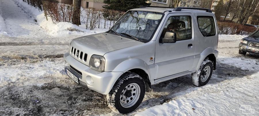 Suzuki Jimny 2005 in Kaunas, with an engine capacity of 1.30 L and mileage of 225 thousand km for 2800 €, photo 5 on AUTOMOTO.COM.LV