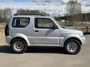 Suzuki Jimny 2005 in Ogre, with an engine capacity of 1.30 L and mileage of 190 thousand km for 3700 €, photo 6 on AUTOMOTO.COM.LV