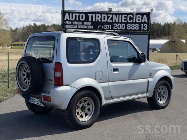 Suzuki Jimny 2005 in Ogre, with an engine capacity of 1.30 L and mileage of 190 thousand km for 3700 €, photo 6 on AUTOMOTO.COM.LV