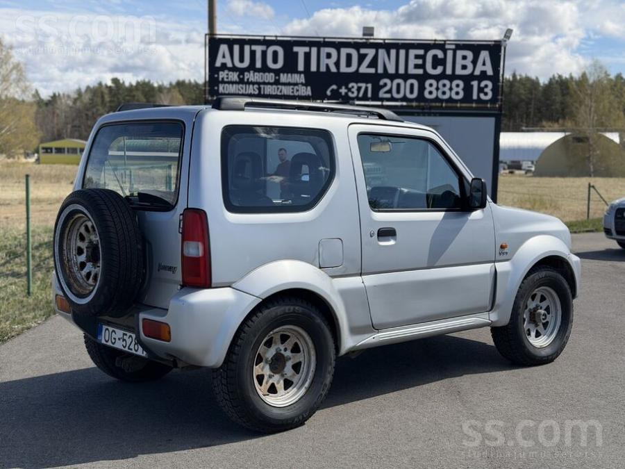 Suzuki Jimny 2005 in Ogre, with an engine capacity of 1.30 L and mileage of 190 thousand km for 3700 €, photo 7 on AUTOMOTO.COM.LV