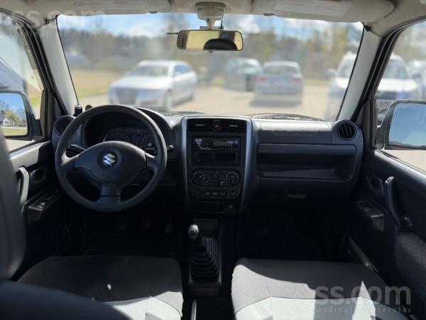 Suzuki Jimny 2005 in Ogre, with an engine capacity of 1.30 L and mileage of 190 thousand km for 3700 €, photo 8 on AUTOMOTO.COM.LV