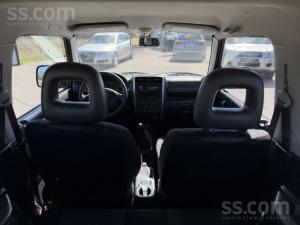 Suzuki Jimny 2005 in Ogre, with an engine capacity of 1.30 L and mileage of 190 thousand km for 3700 €, photo 11 on AUTOMOTO.COM.LV
