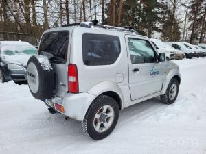 Suzuki Jimny 2008 in Riga, with an engine capacity of 1.30 L and mileage of 0 thousand km for 3950 €, photo 5 on AUTOMOTO.COM.LV