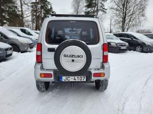 Suzuki Jimny 2008 in Riga, with an engine capacity of 1.30 L and mileage of 0 thousand km for 3950 €, photo 6 on AUTOMOTO.COM.LV