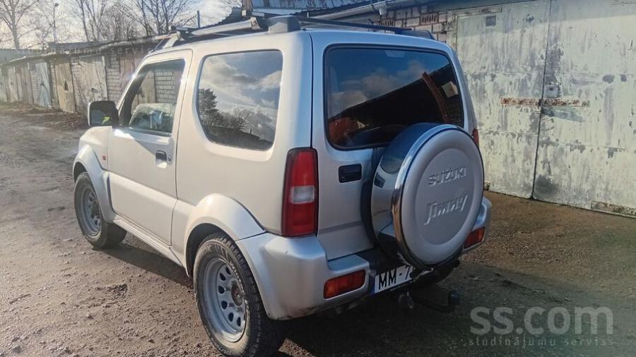 Suzuki Jimny 2010 in Liepaja, with an engine capacity of 1.50 L and mileage of 0 thousand km for 5500 €, photo 2 on AUTOMOTO.COM.LV