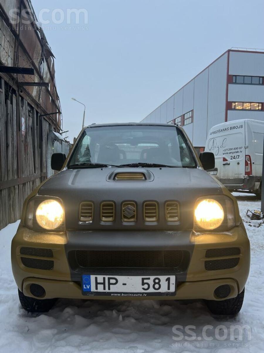 Suzuki Jimny 2010 Rīga, ar dzinēja tilpumu 1.50 L un nobraukumu 260 tūkst. km par 5000 €, foto 1 vietnē AUTOMOTO.COM.LV