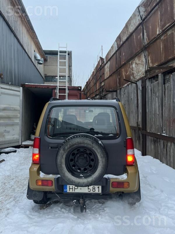 Сузуки Джимни 2010 в Рига, объемом двигателя 1.50 л и пробегом 260 тыс. км за 5000 €, фото 6 на AUTOMOTO.COM.LV