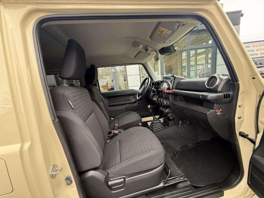 Suzuki Jimny 2019 in Kaunas, with an engine capacity of 1.50 L and mileage of 34 thousand km for 31660 €, photo 6 on AUTOMOTO.COM.LV