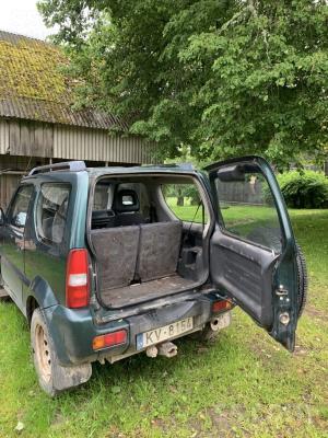 Green Suzuki Jimny 2004 in Kuldiga, with an engine capacity of 1.50 L and mileage of 346 thousand km for 1800 €, photo 6 on AUTOMOTO.COM.LV