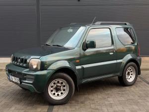 Green Suzuki Jimny 2006 in Riga, with an engine capacity of 1.30 L and mileage of 256 thousand km for 5290 €, photo  on AUTOMOTO.COM.LV