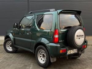 Zaļš Suzuki Jimny 2006 Rīga, ar dzinēja tilpumu 1.30 L un nobraukumu 256 tūkst. km par 5290 €, foto 4 vietnē AUTOMOTO.COM.LV